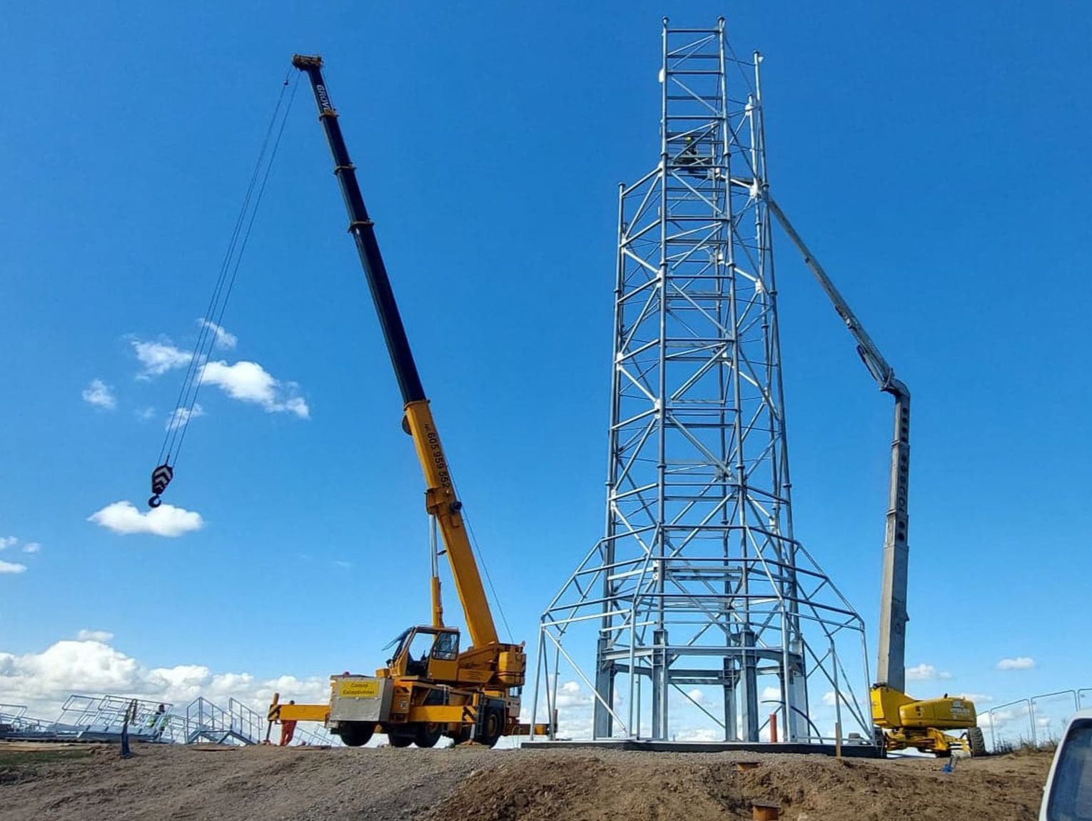 Budują radar meteorologiczny przy Górze św. Anny. Ma mieć ponad 40 m ...